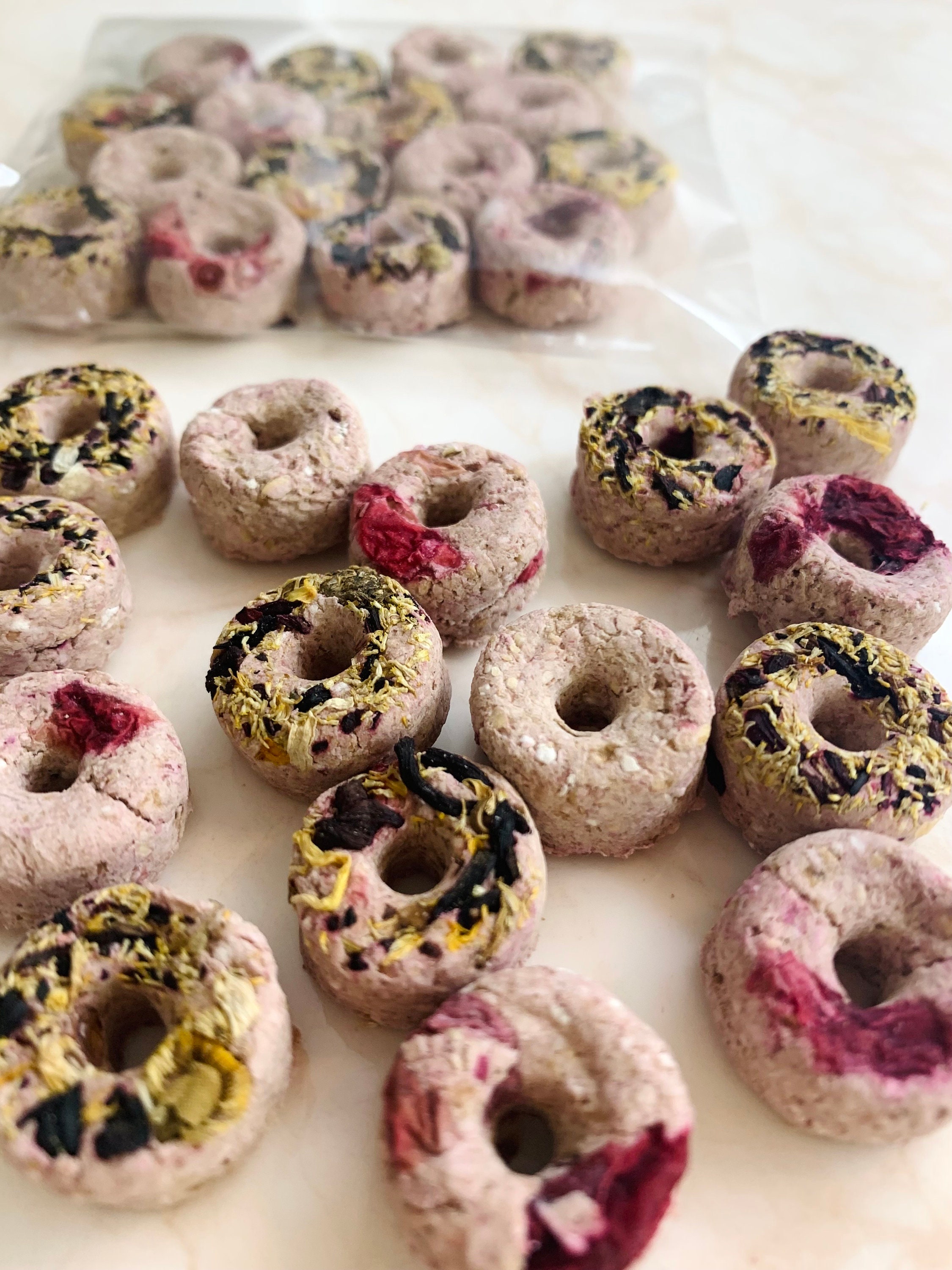 Gourmet Mini Donut Treats for Rabbits | Quality Treats for Rabbits ...