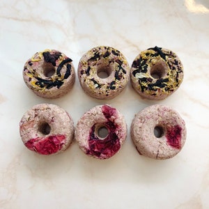 Gourmet Mini Donut Treats for Rabbits | Quality Treats for Rabbits ...
