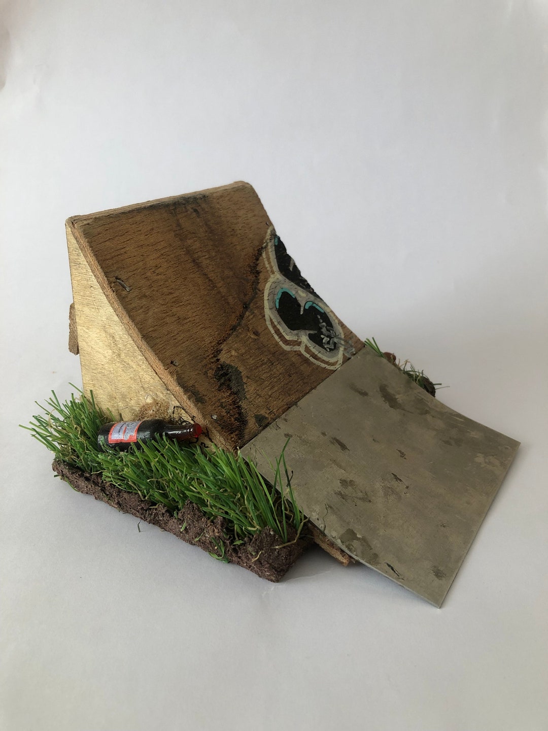 SF0024: PARK KICKER Realistic Fingerboard Obstacle - Etsy