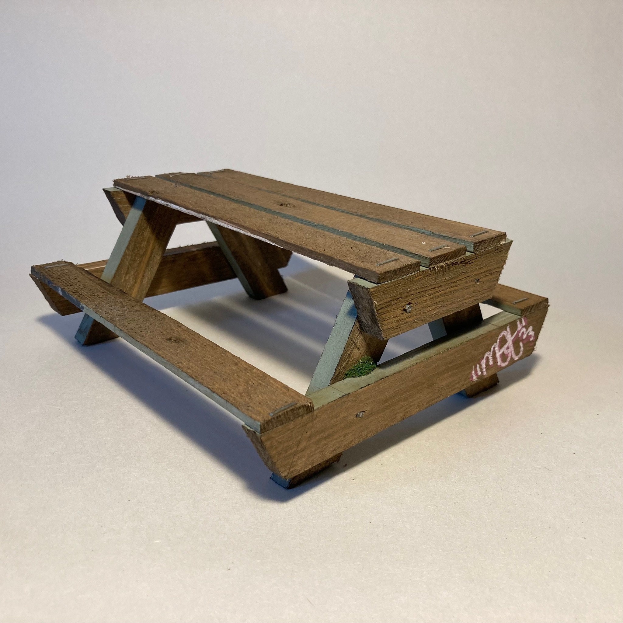 SF0002: PICNIC BENCH Realistic Fingerboard Obstacle Made - Etsy