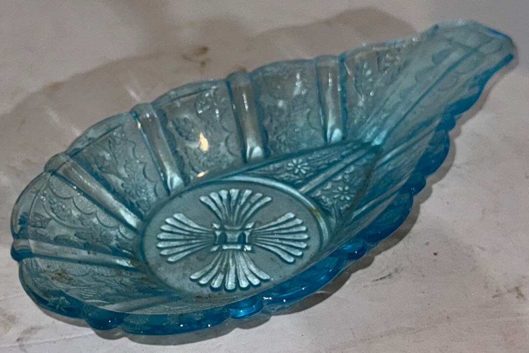 Antique Bryce Glass Panelled Daisy or Brazil Pattern, Circa 1888 ...