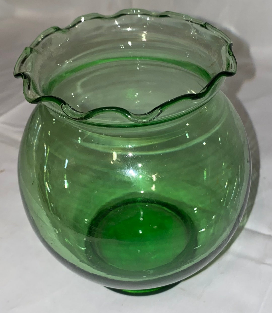 Anchor Hocking Round Glass Fish Bowl, Vase Ruffled Top Edge Green ...
