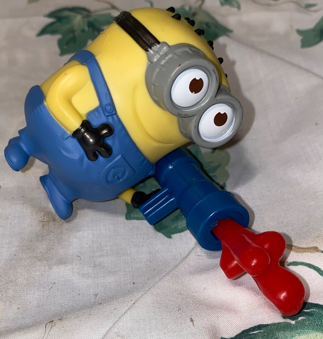 2013 Mcdonalds Despicable Me 2 - Phil Jelly Gun - Happy Meal Figure Toy ...