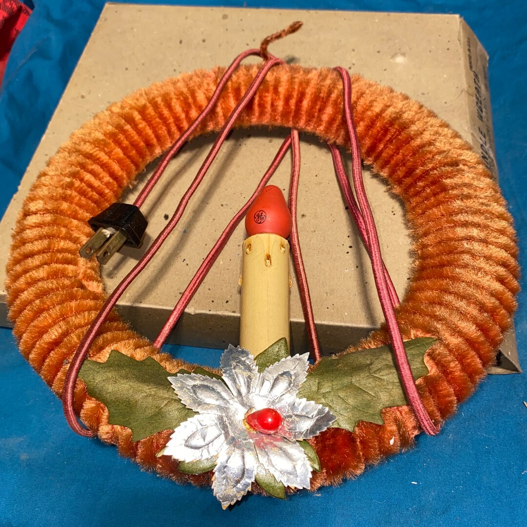 Vintage ELECTRIC CANDLE Wreath Made by Clemco Inc Wrapped Red Chenille Wreath / Vintage , 7.75 ...