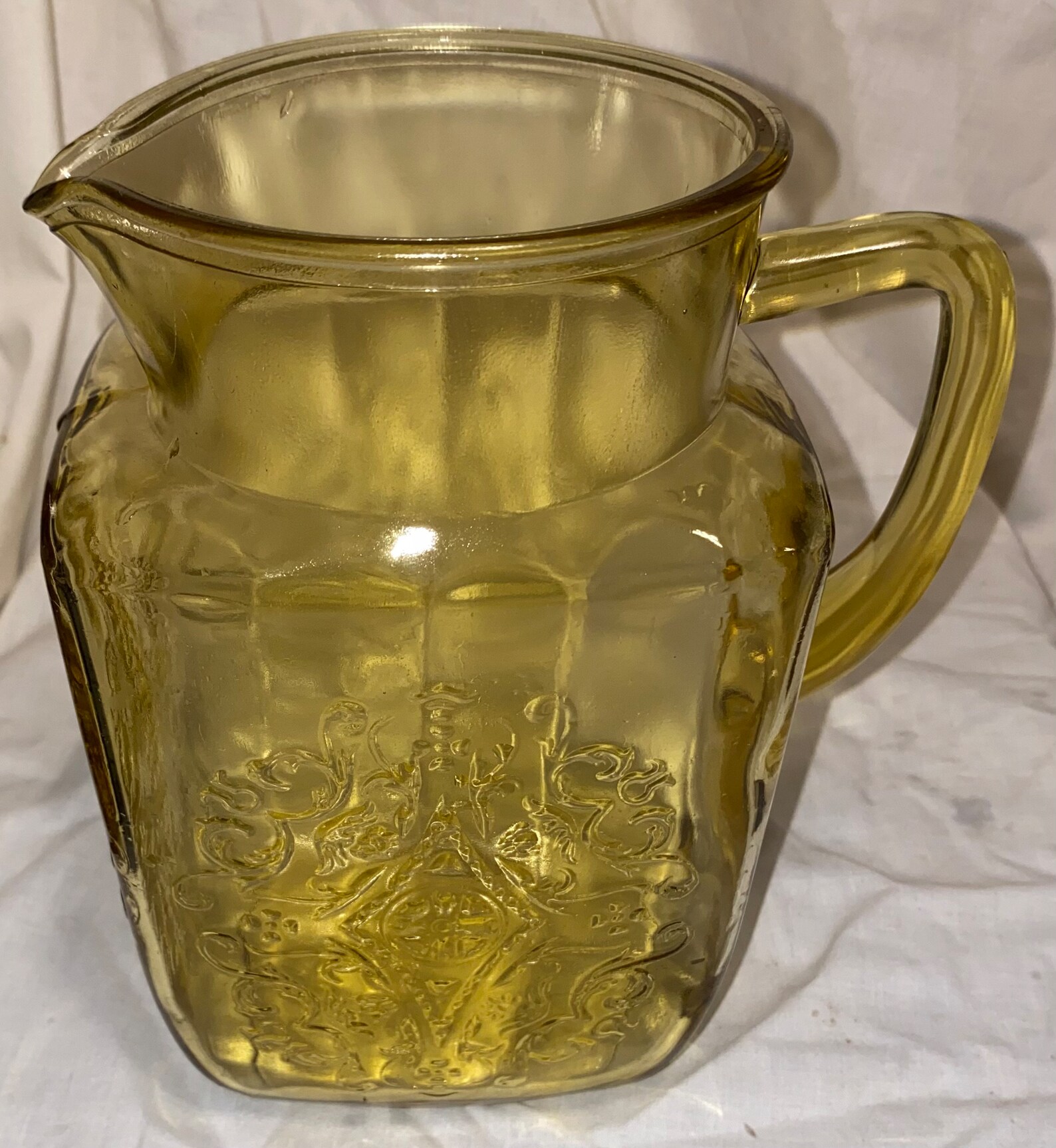8" FEDERAL GLASS Madrid Amber 60 Oz Pressed Pitcher Vintage Mcm - Etsy