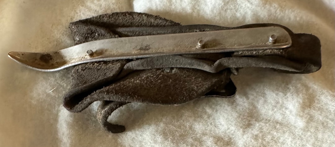 Antique Primitive Corn Husker Shucker Hand Farm Tool Metal Leather ...