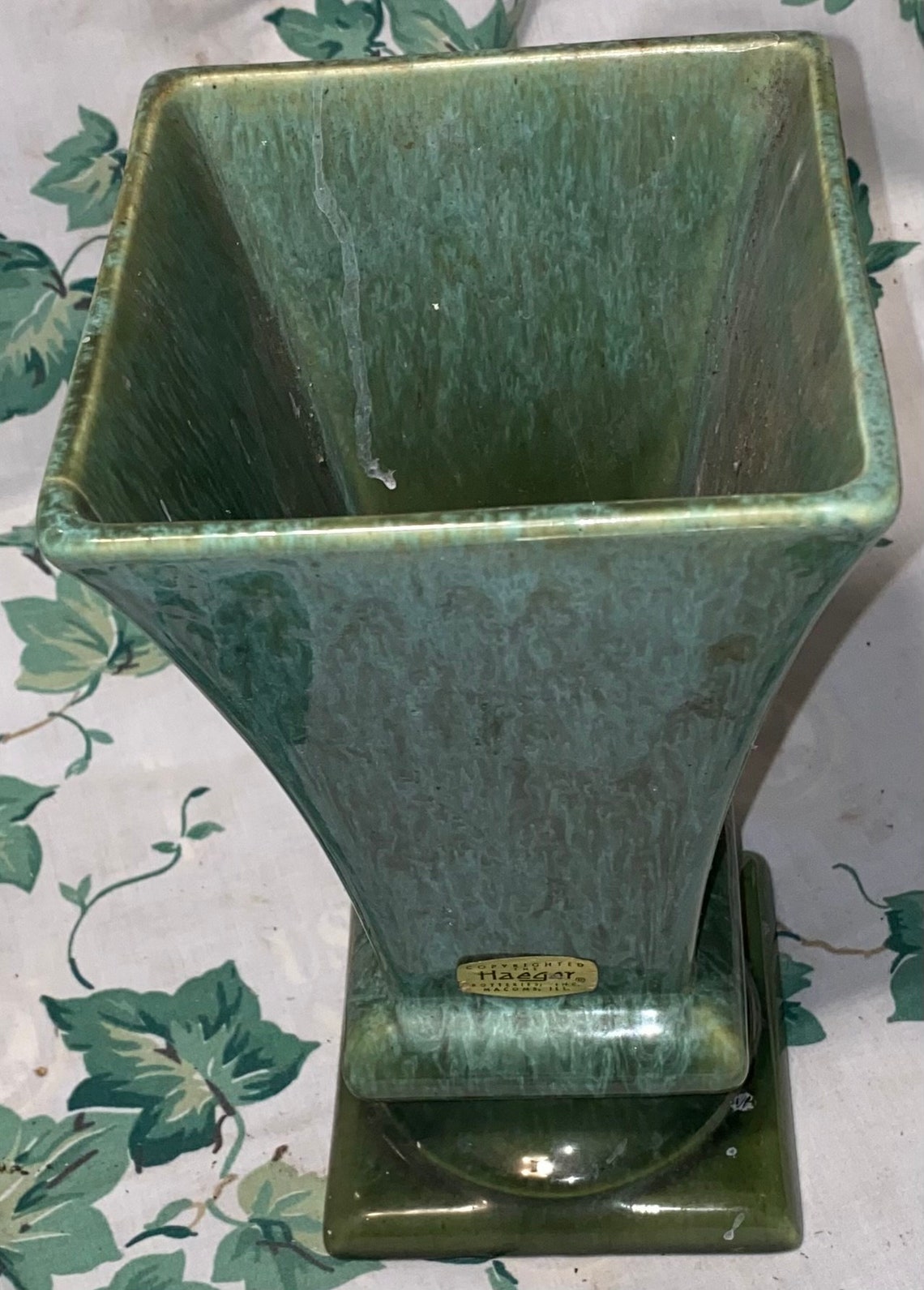 Vintage 1970s Haeger Pottery USA Footed, Square, and Flared Planter/urn ...