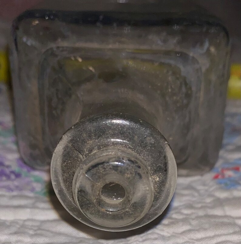 Hand Dug Vintage Glass Medicine Bottle Lucky Tiger Mfg. Co. Kansas City ...