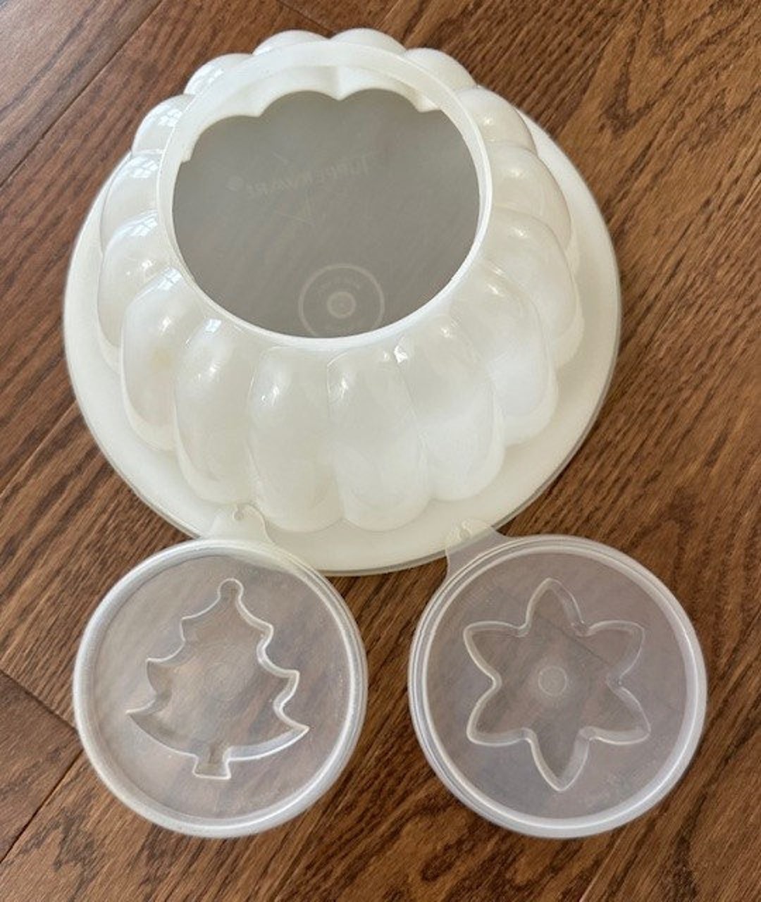Vintage Tupperware Jello Mold With Christmas Tree Star/flower Topper ...