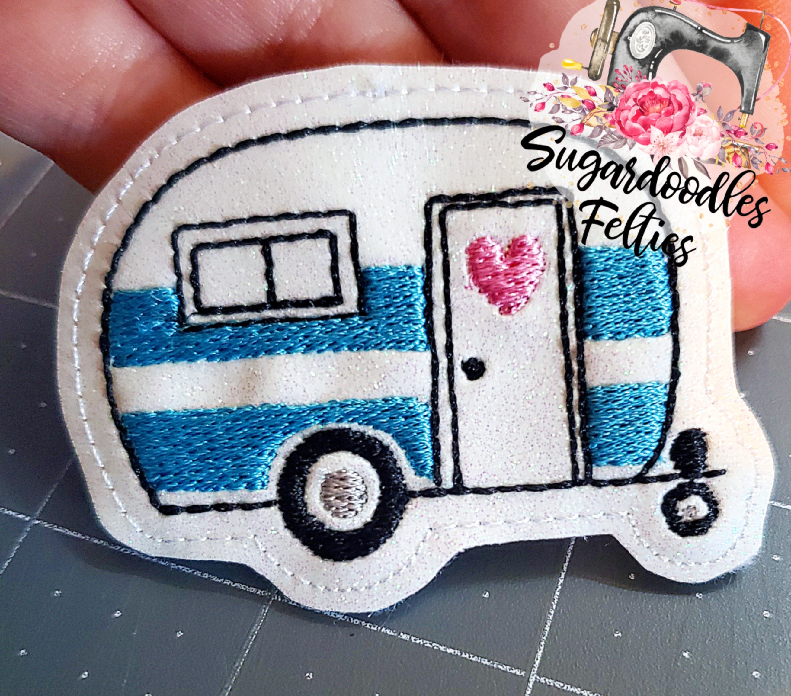 Heart Camper Feltie Design- Embroidery Design-summer Feltie Design ...