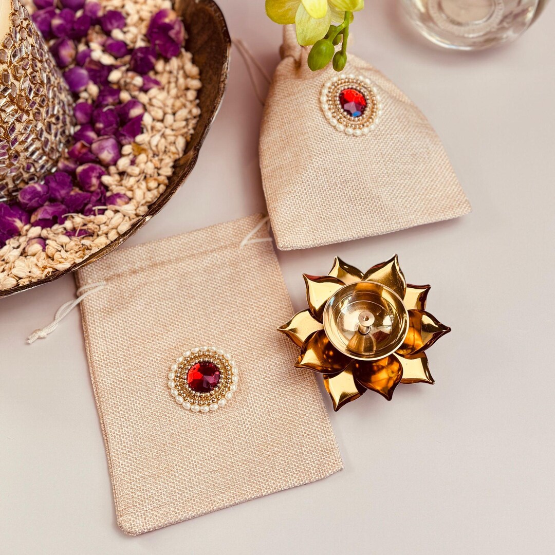 Oil Diya, Ghungroo Diya, Pooja Return Gift, Diwali Gift, Diya Lamp ...