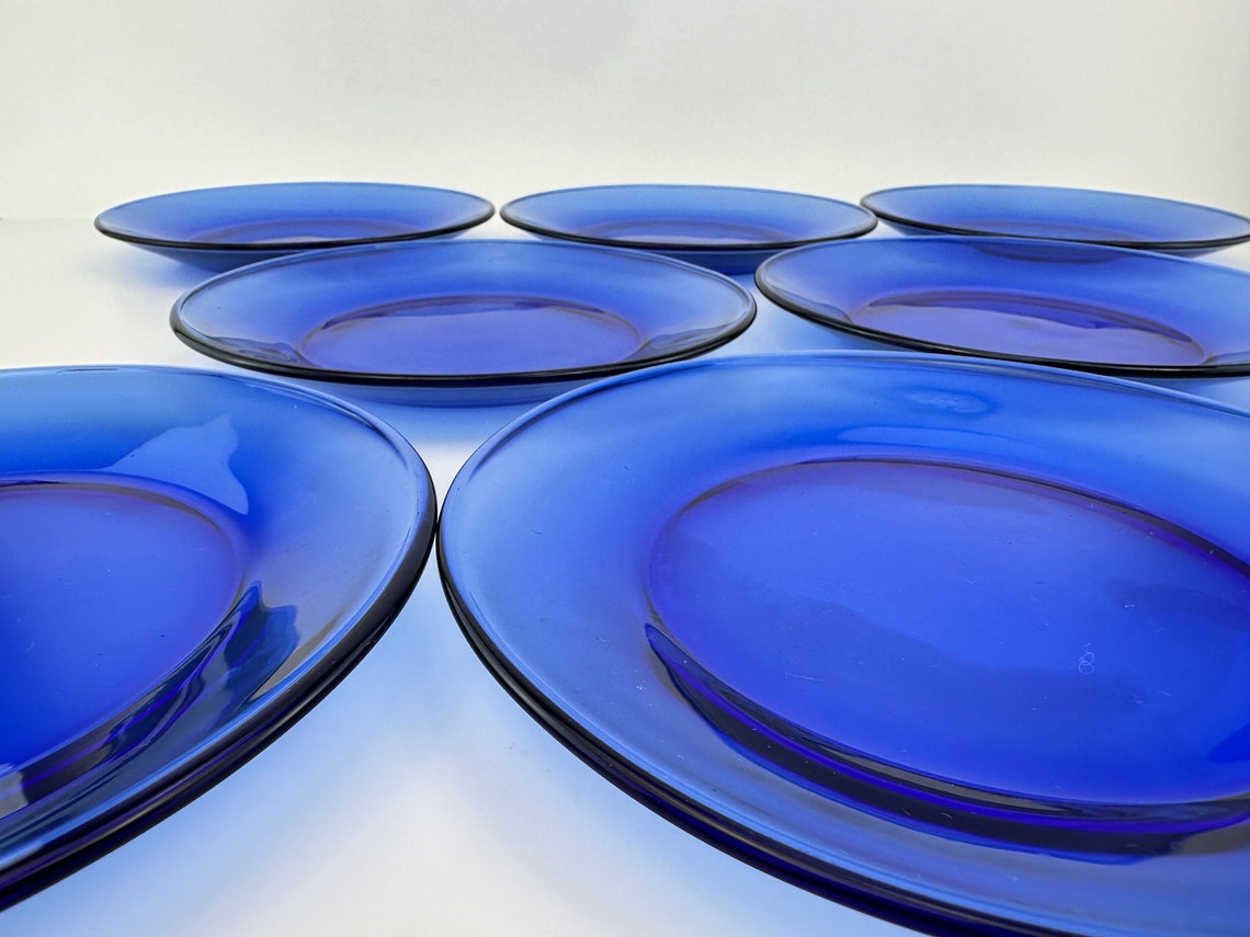 Vintage MCM Cobalt Blue Plates, Set of 9, Mid Century Party - Etsy
