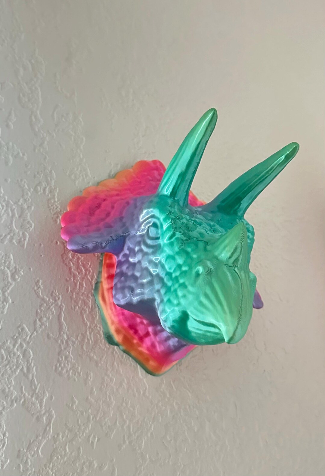 3D Printed Triceratops Head: Multi-color Dinosaur Wall Mount - Etsy