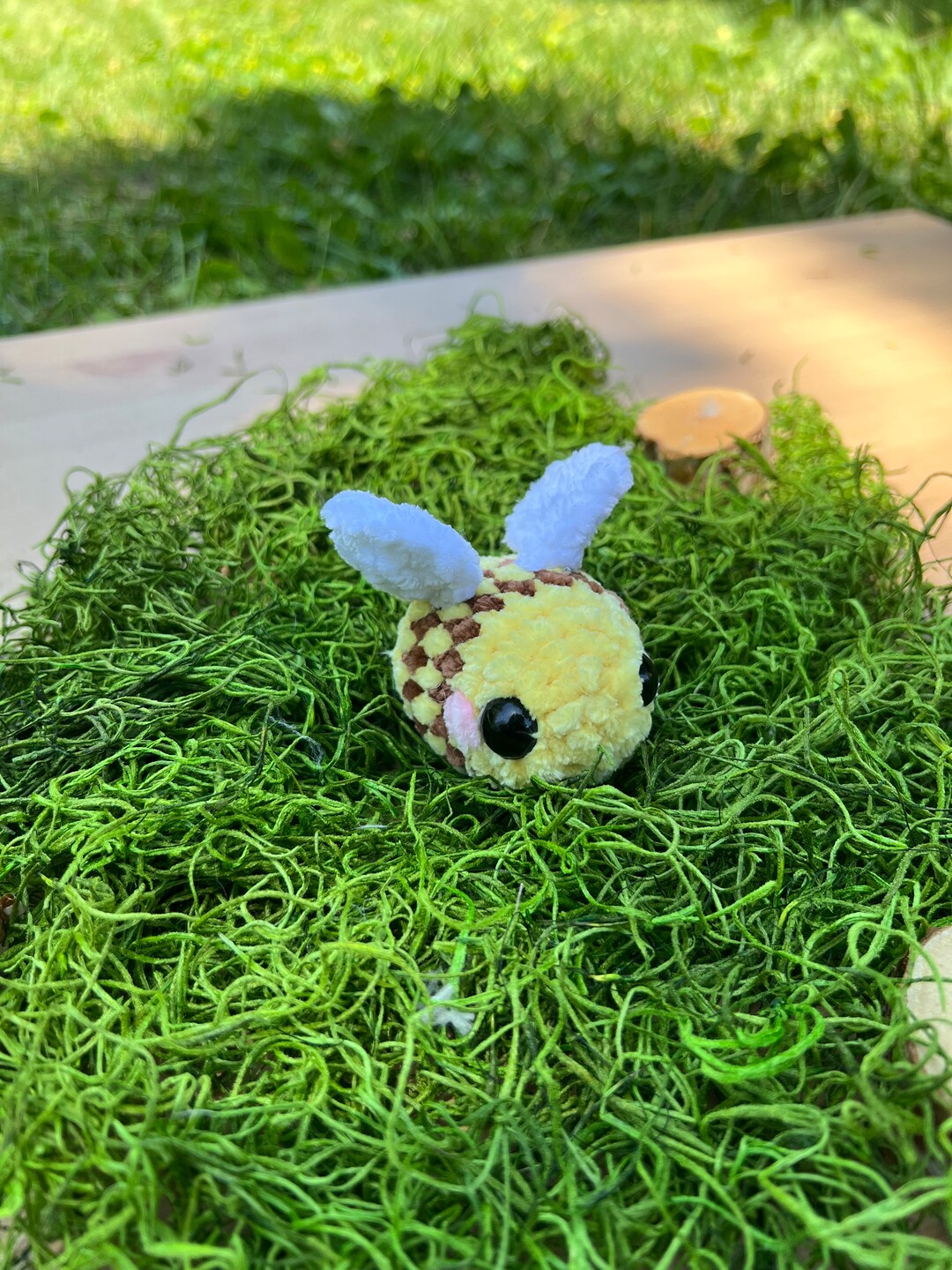 Crochet Bumble Bee Amigurumi, Custom Color Stuffed Animal - Etsy