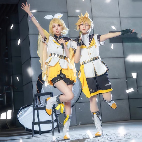 Kagamine Len Outfits
