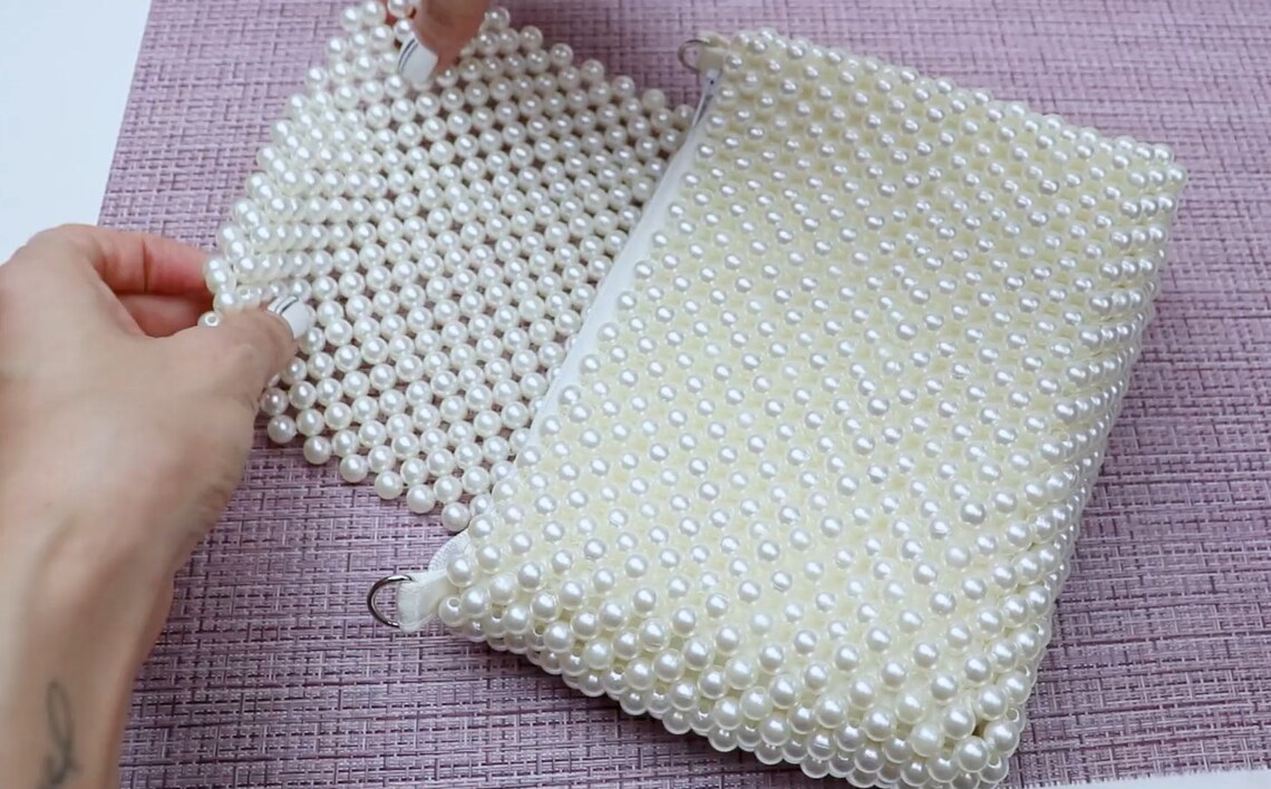 Beaded Ladys Bag Pattern Video Tutorial Beading Patterns White Bag Seed ...
