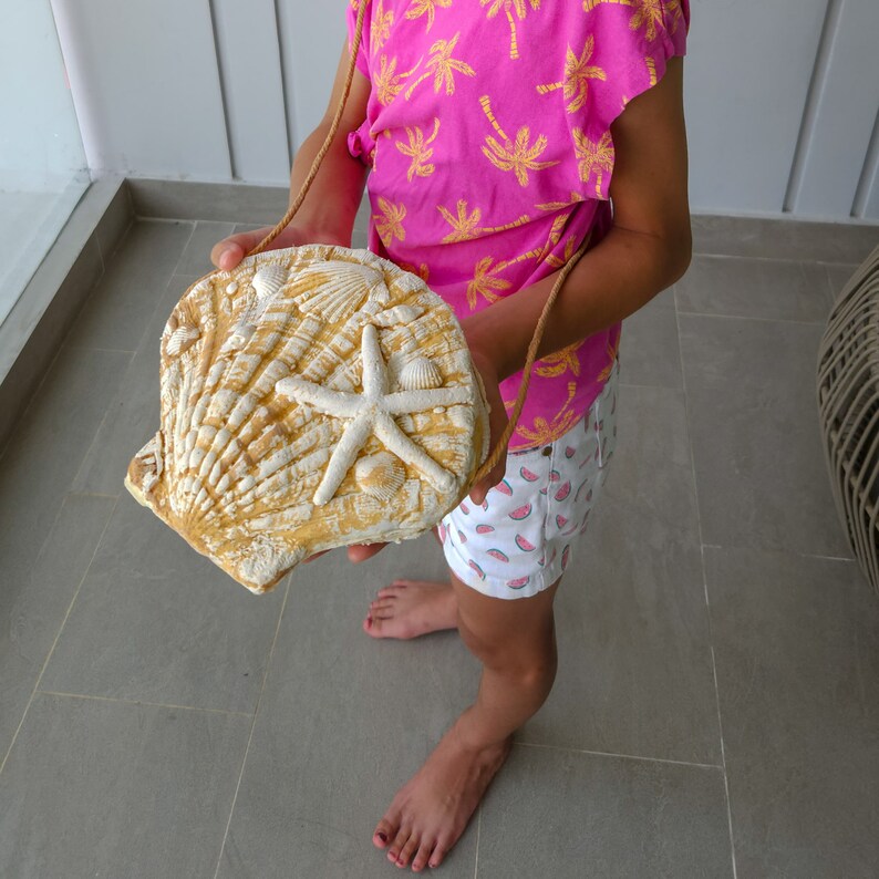 Clamshell Bag - Etsy