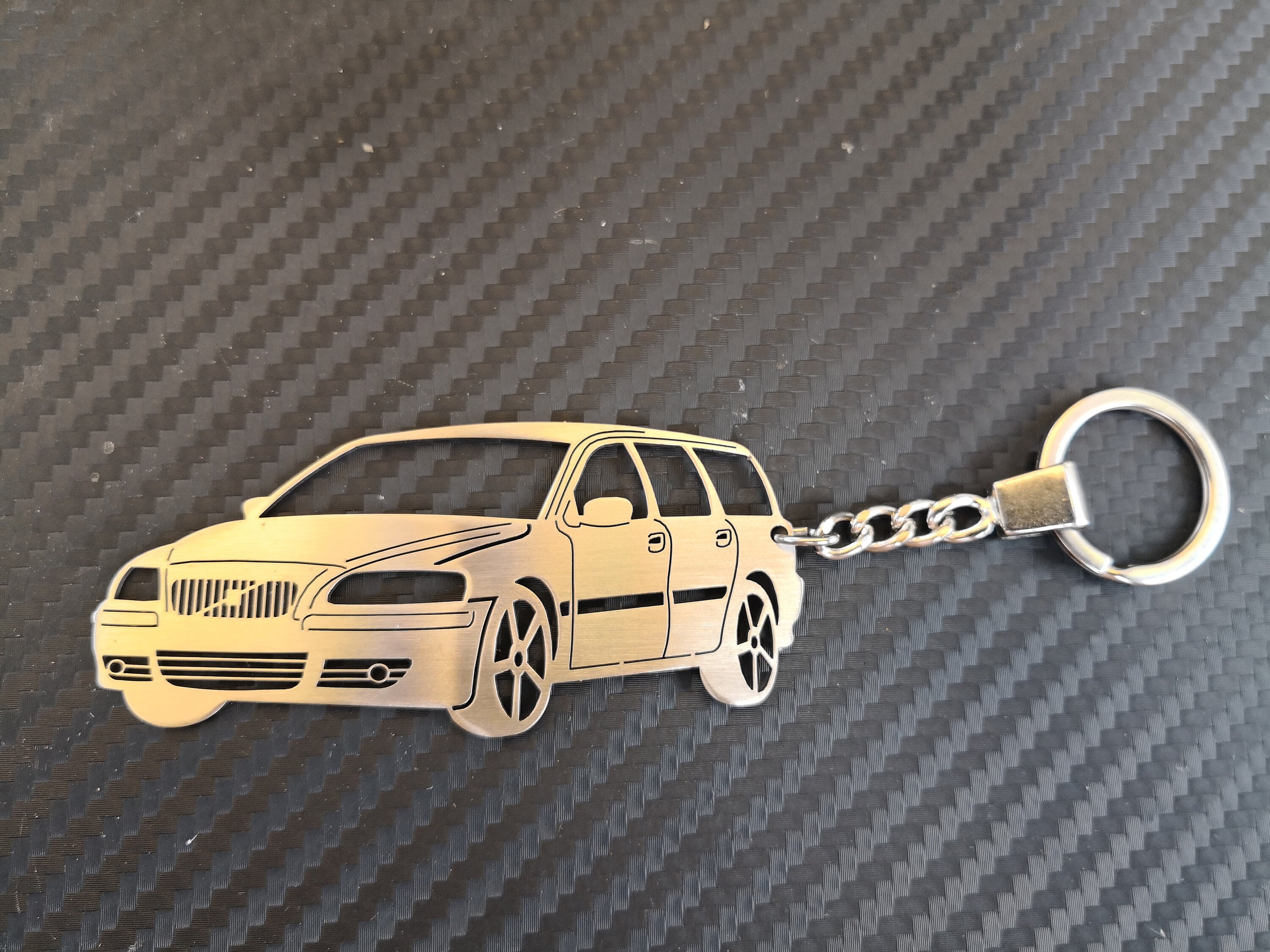 Custom Car Keychain for Volvo V70, Stainless Steel Key Ring for ...