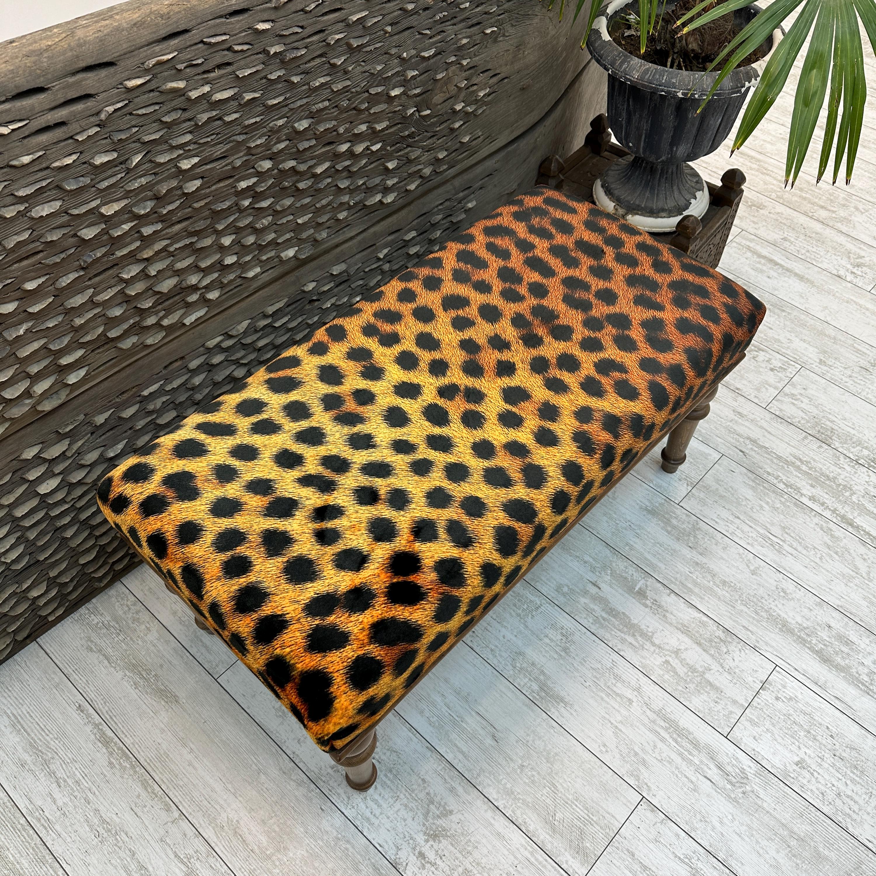 Leopard Design Bench, Leopard Pattern Rug Upholstered Ottoman Bench 48 ...