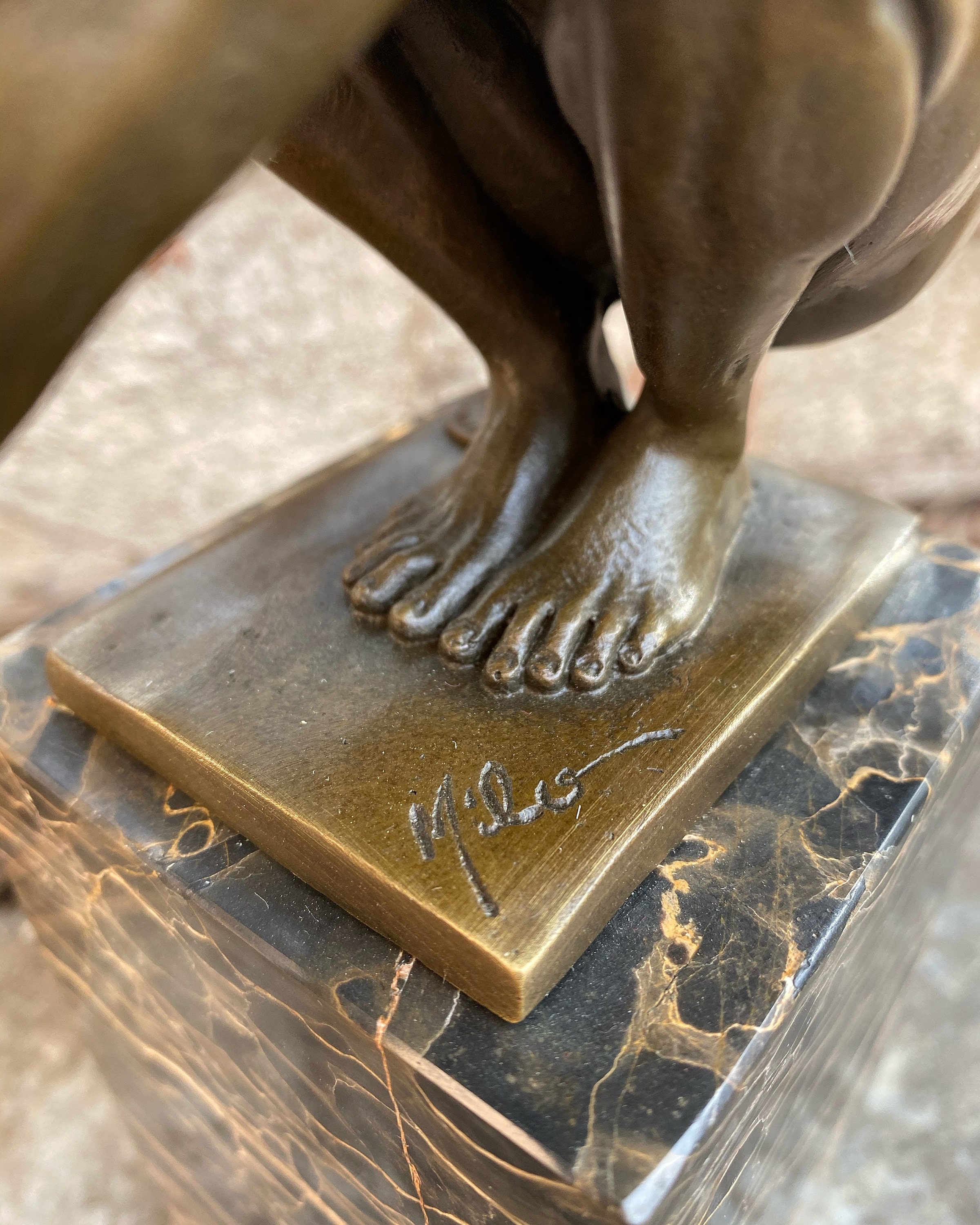 Luxury Bronze Statue Statuette of a Man Decoration Modern Art Gift Idea ...