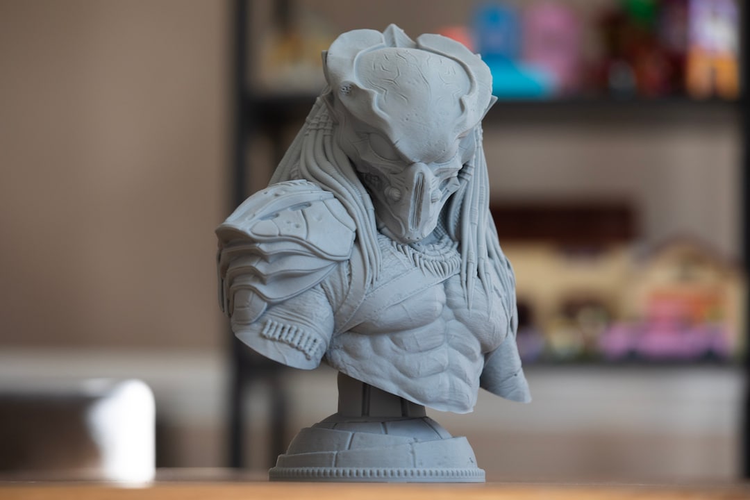 Predator / Bust / Statue / Display / 3d Printed - Etsy