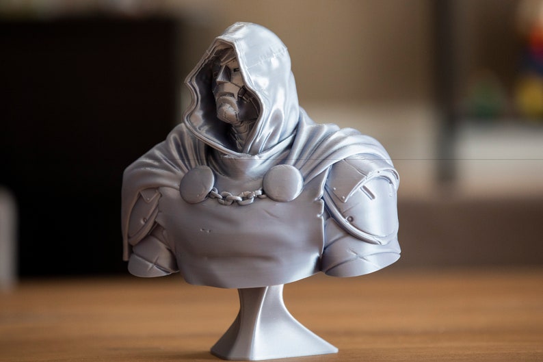 Dr. Doom / 3D Printed Bust / Statue / Customizable - Etsy