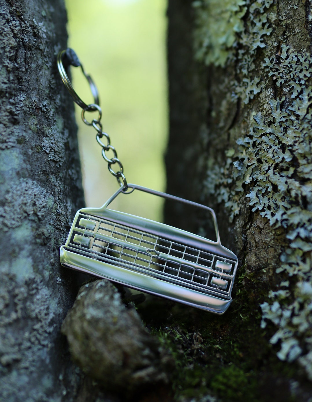 Metal 1981 - 1987 Chevy Square Body Truck Keychain Ornament Chevy Truck ...