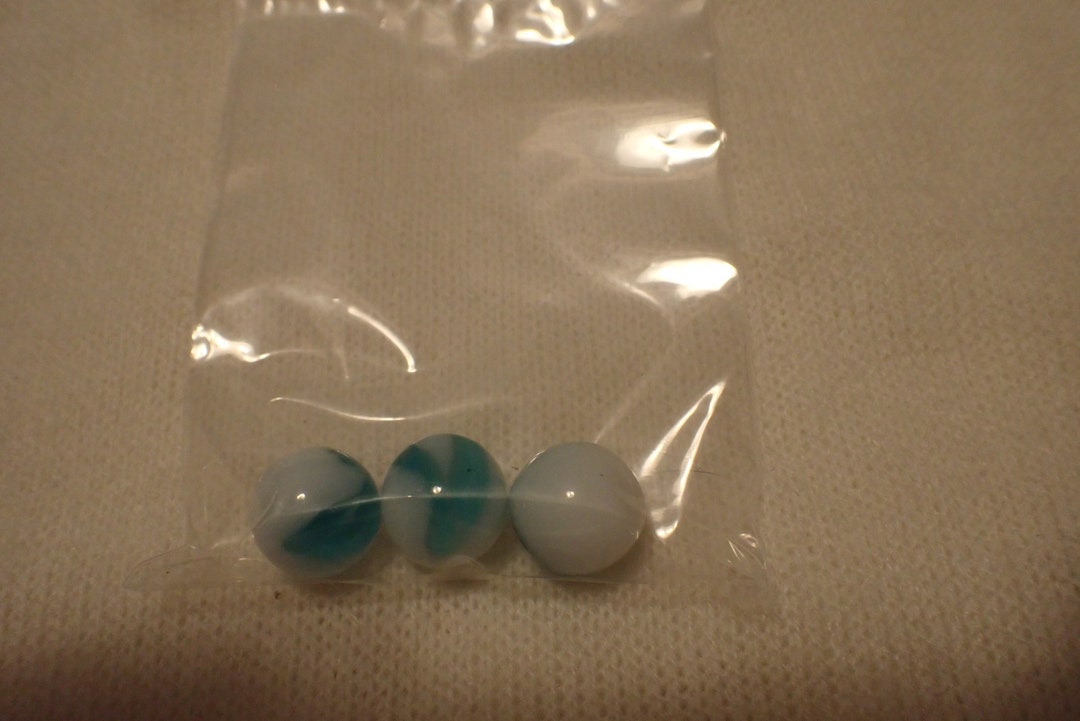3 Vintage Uranium Blue and White Akro Agate Glass Marbles Craft - Etsy