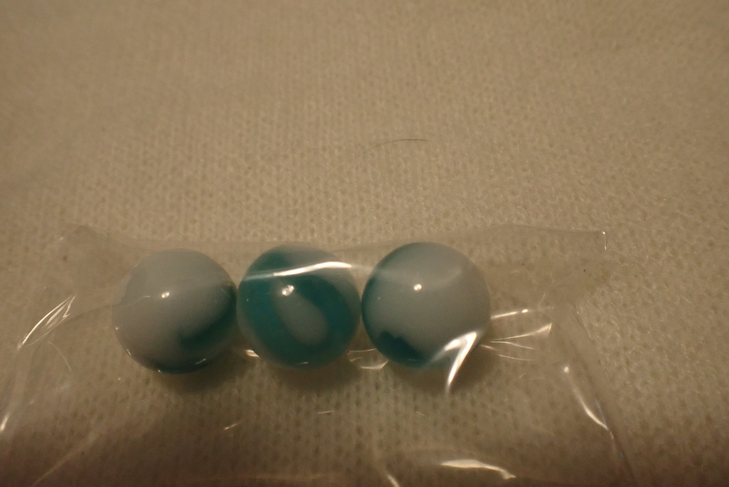 3 Vintage Uranium Blue and White Akro Agate Glass Marbles Craft - Etsy