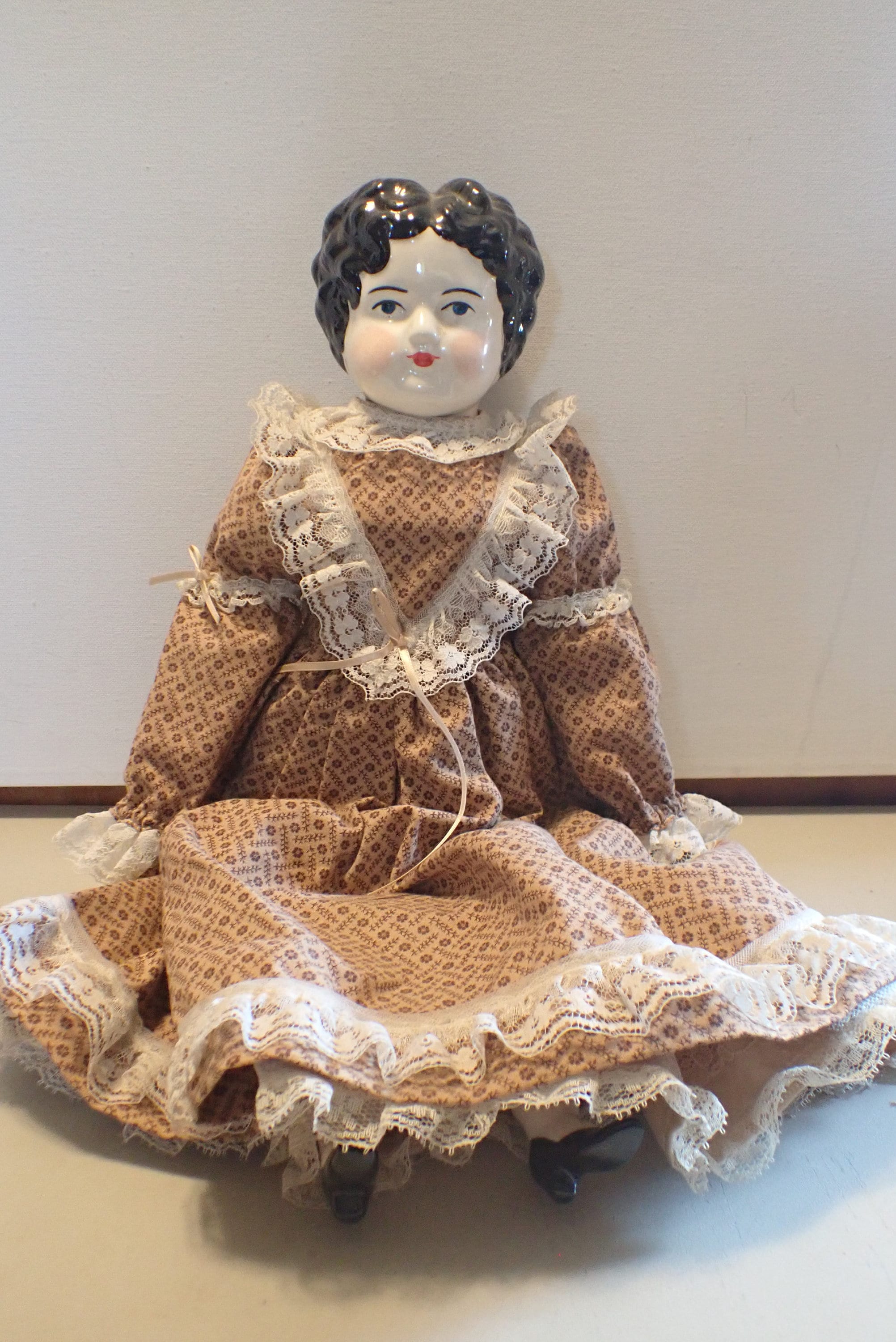 Vintage Porcelain Doll Turn Nob on Back and Plays Music Original Dress ...