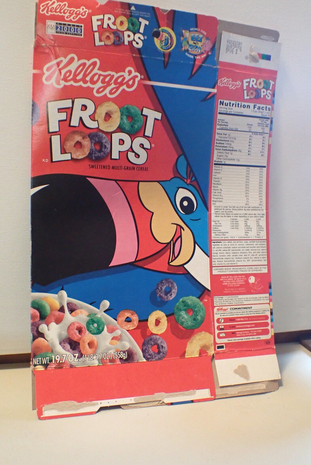 Rare 2002 Kellogg's Fruit Loops Cereal Box Advertising Memorabilia 19.7 ...