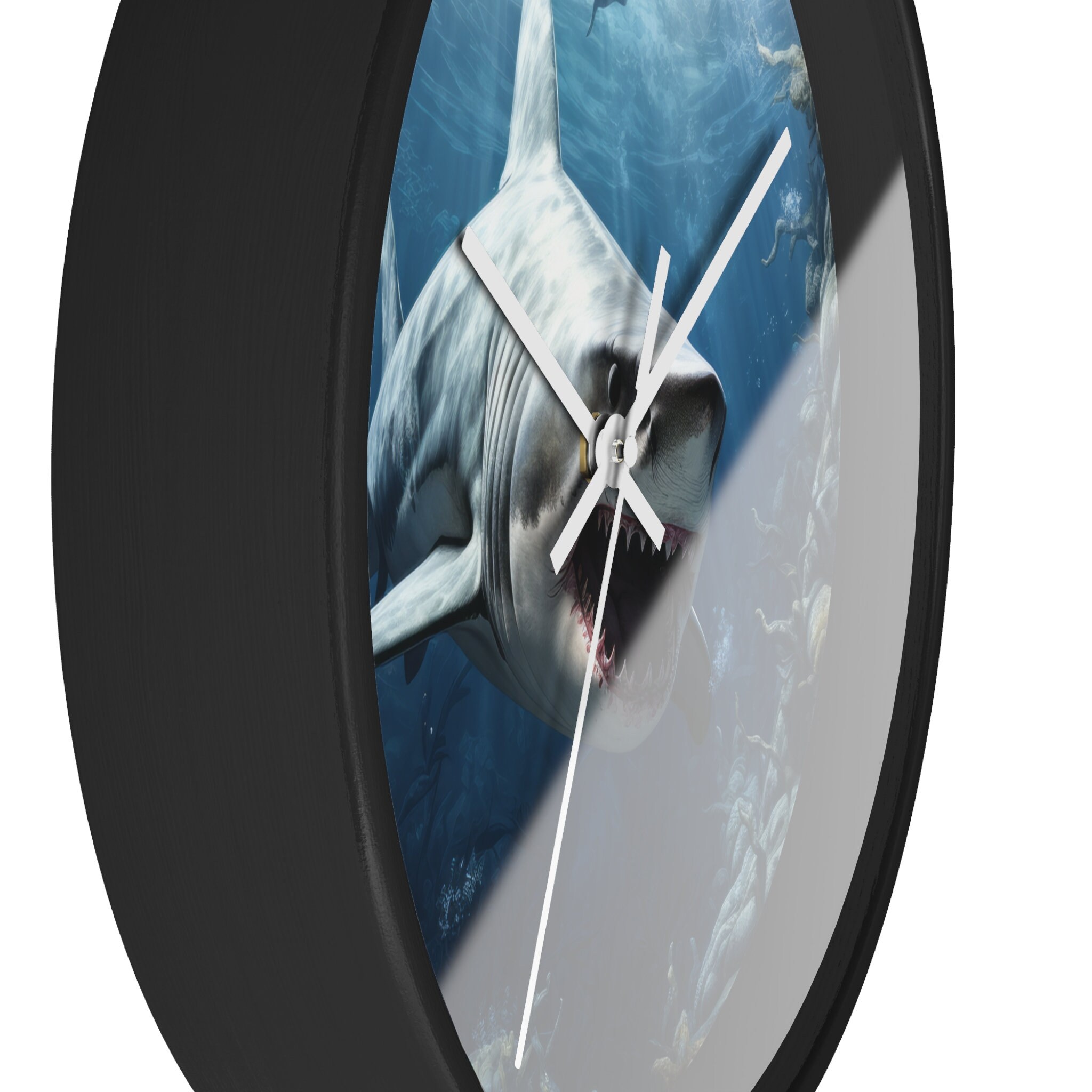 Shark Horror Clock, Deep Sea Home Decor, Classic Horror Gift ...