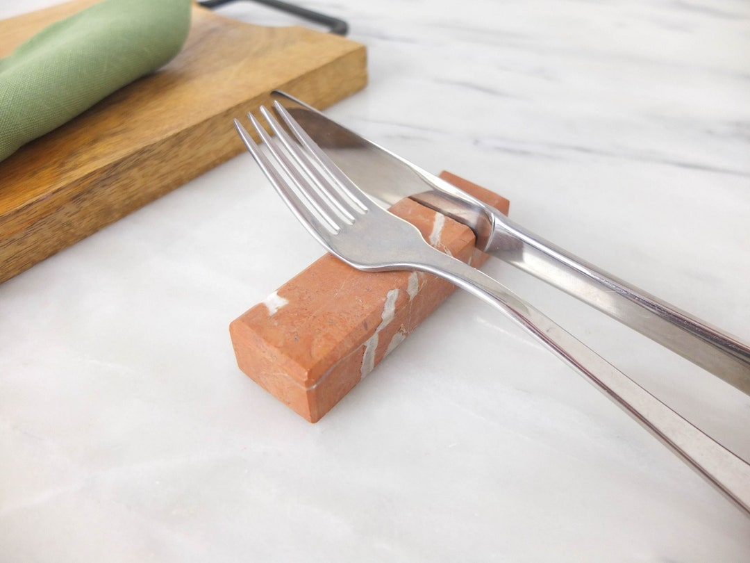 Marble Red Cutlery Rest Set, Stone Cutlery Holder, Marble Tableware Set ...