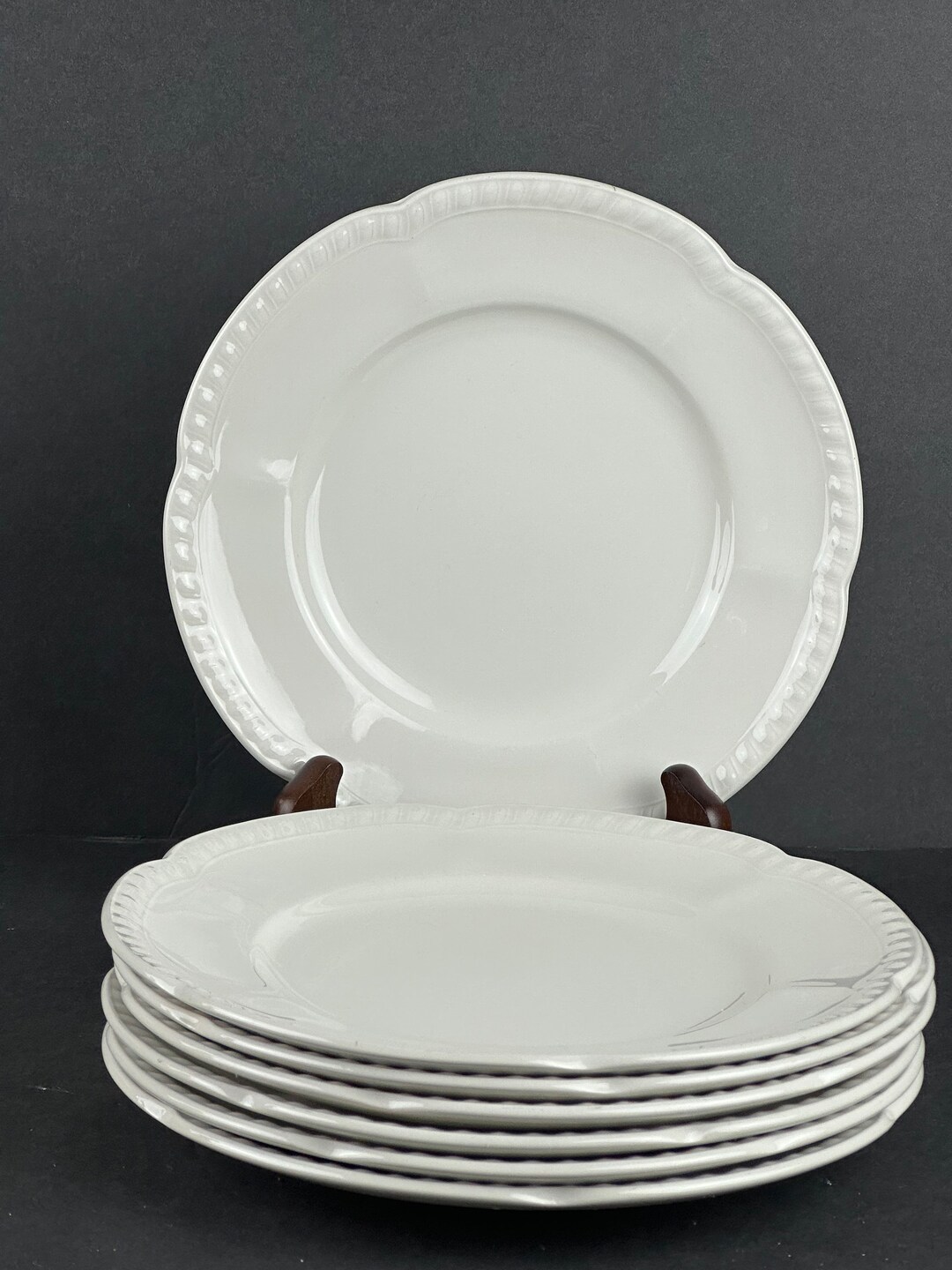 Set of 7 Johnson Brothers Old English White 8 Salad Plates-scalloped ...