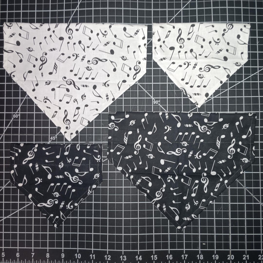 Music Notes Reversible Over the Collar Dog Bandanas Small Medium Large ...