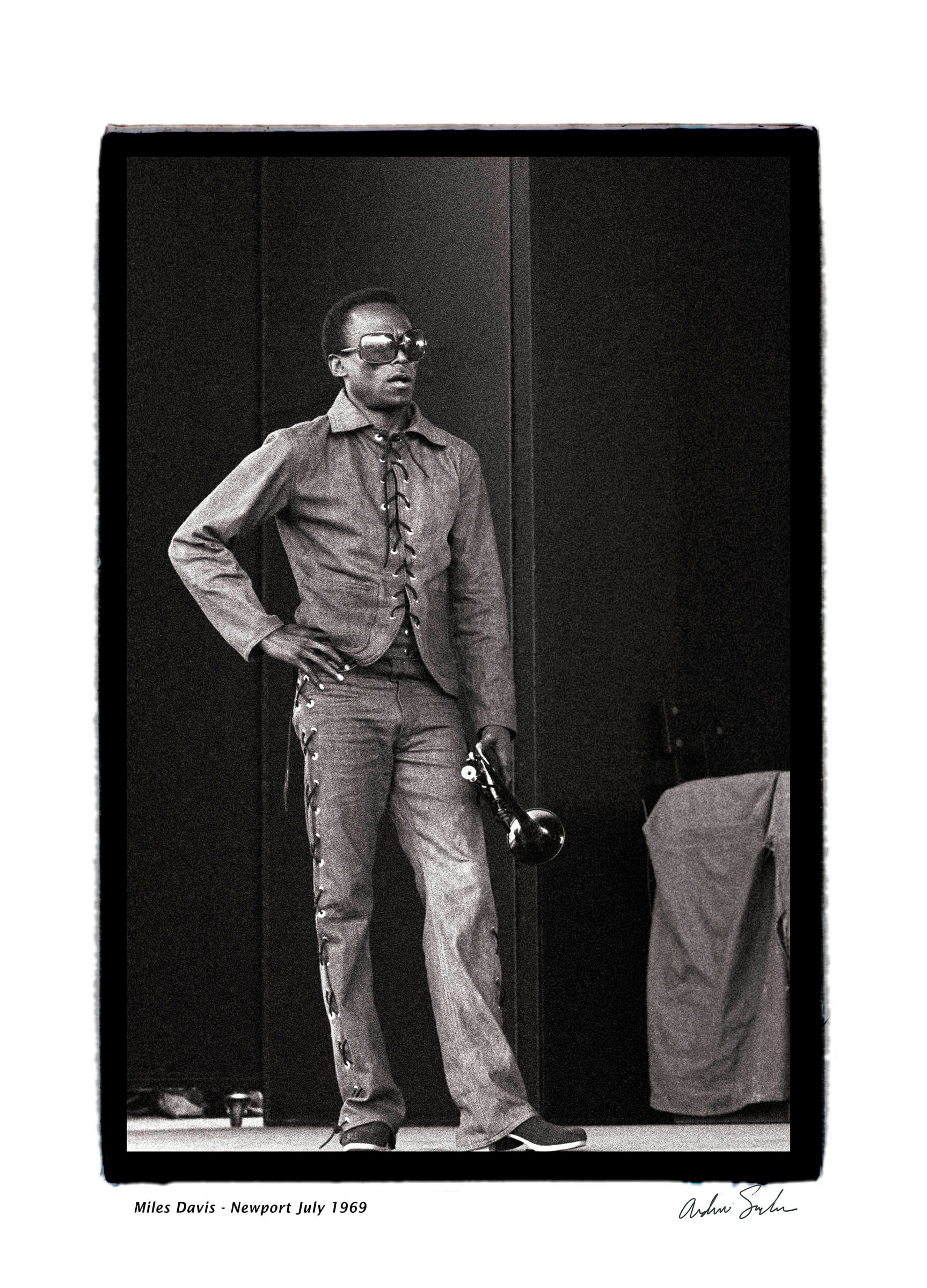 Miles Davis Jazz Trumpet 1969 Backstage Concert Performance Candid ...