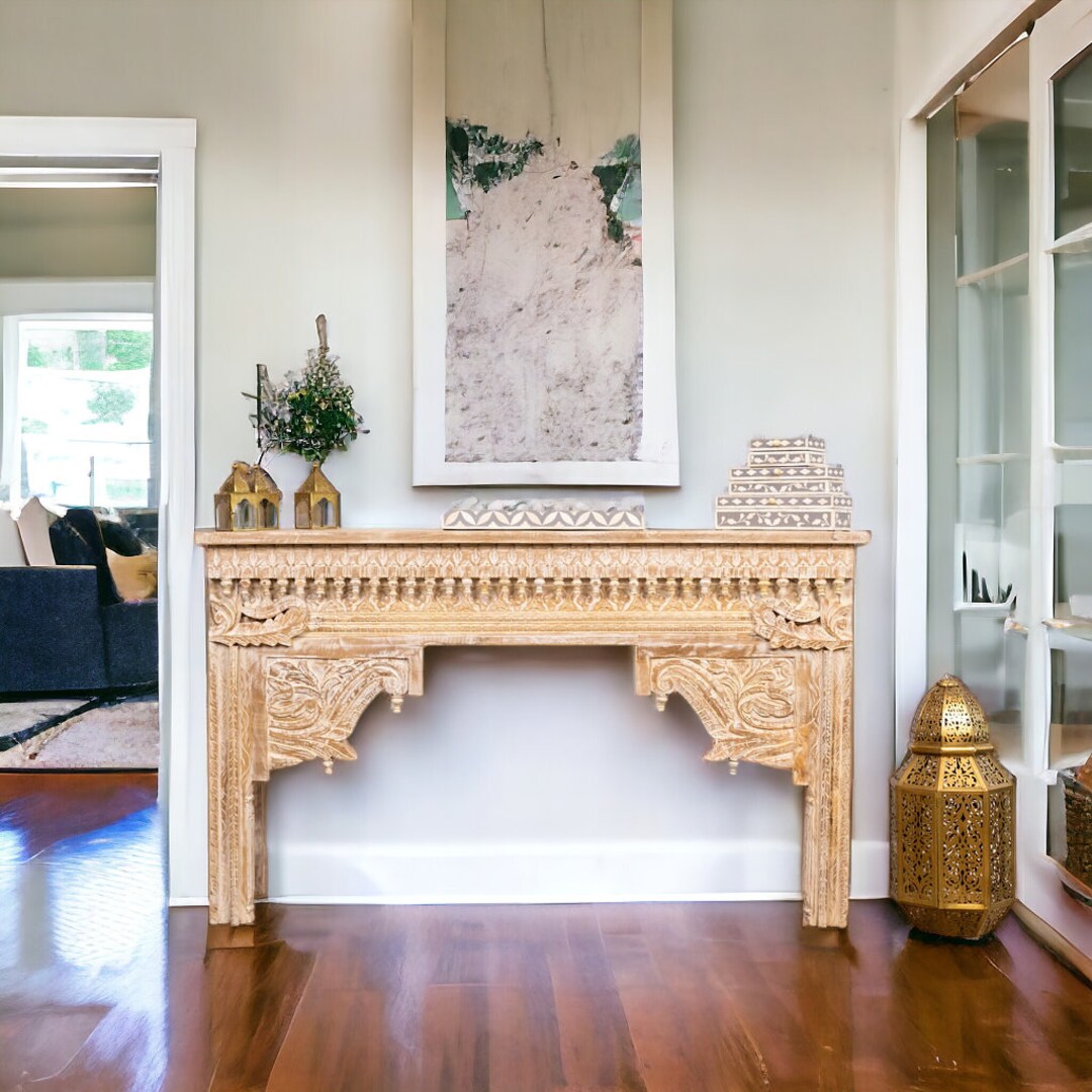 Hand-carved Solid Wood Traditional Exotic Styled Console Table Natural ...