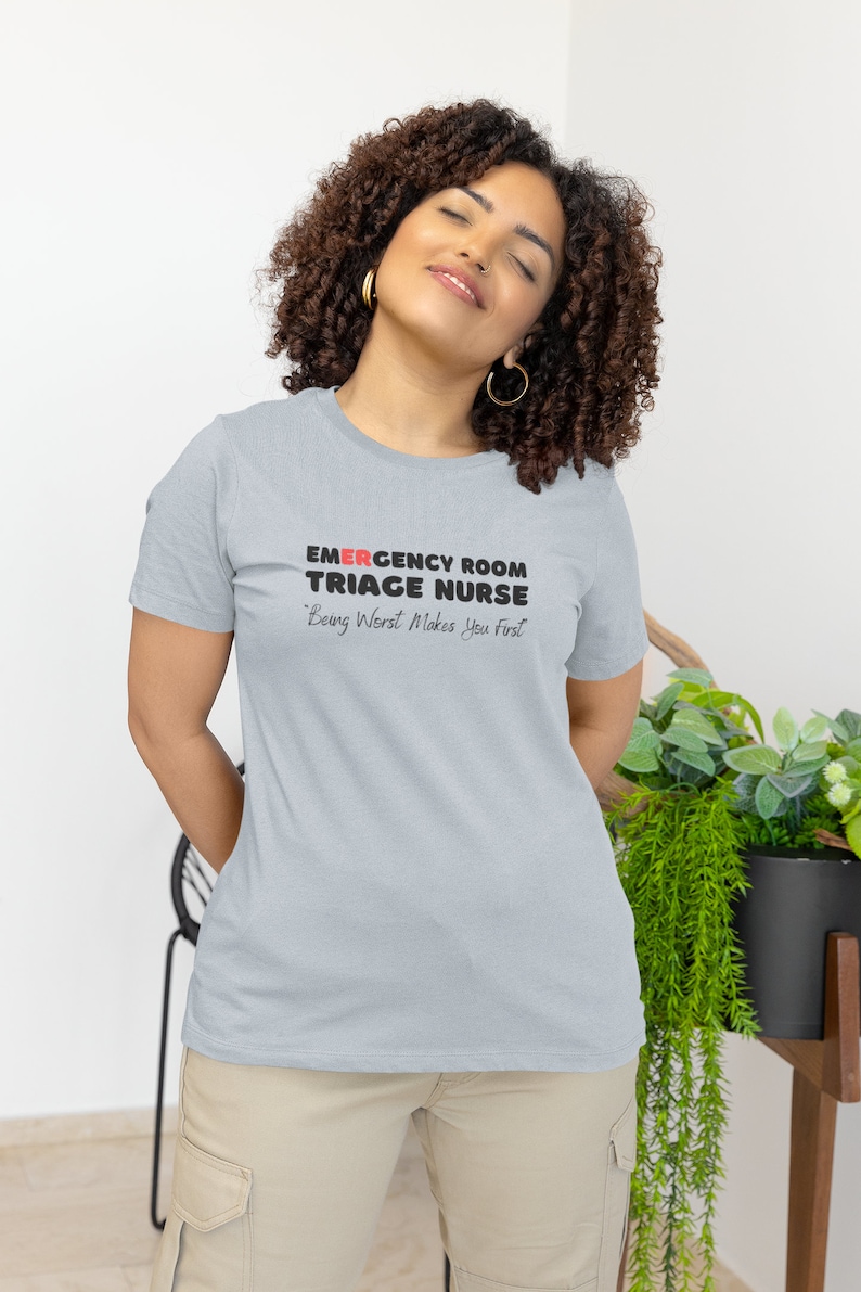 Emergency Room Triage Nurse, Funny ER Nursing T-shirt Unisex Short ...