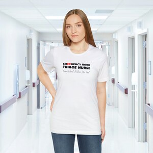 Emergency Room Triage Nurse, Funny ER Nursing T-shirt Unisex Short ...
