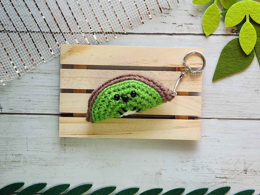 Kiwi Fruit Keychain Charm , Cute Plush Crochet Keychain, Bag ...