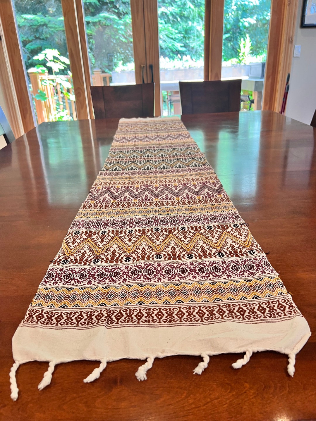 Table Runners, Textiles and Decorations. They Are All Handmade by Mayan ...