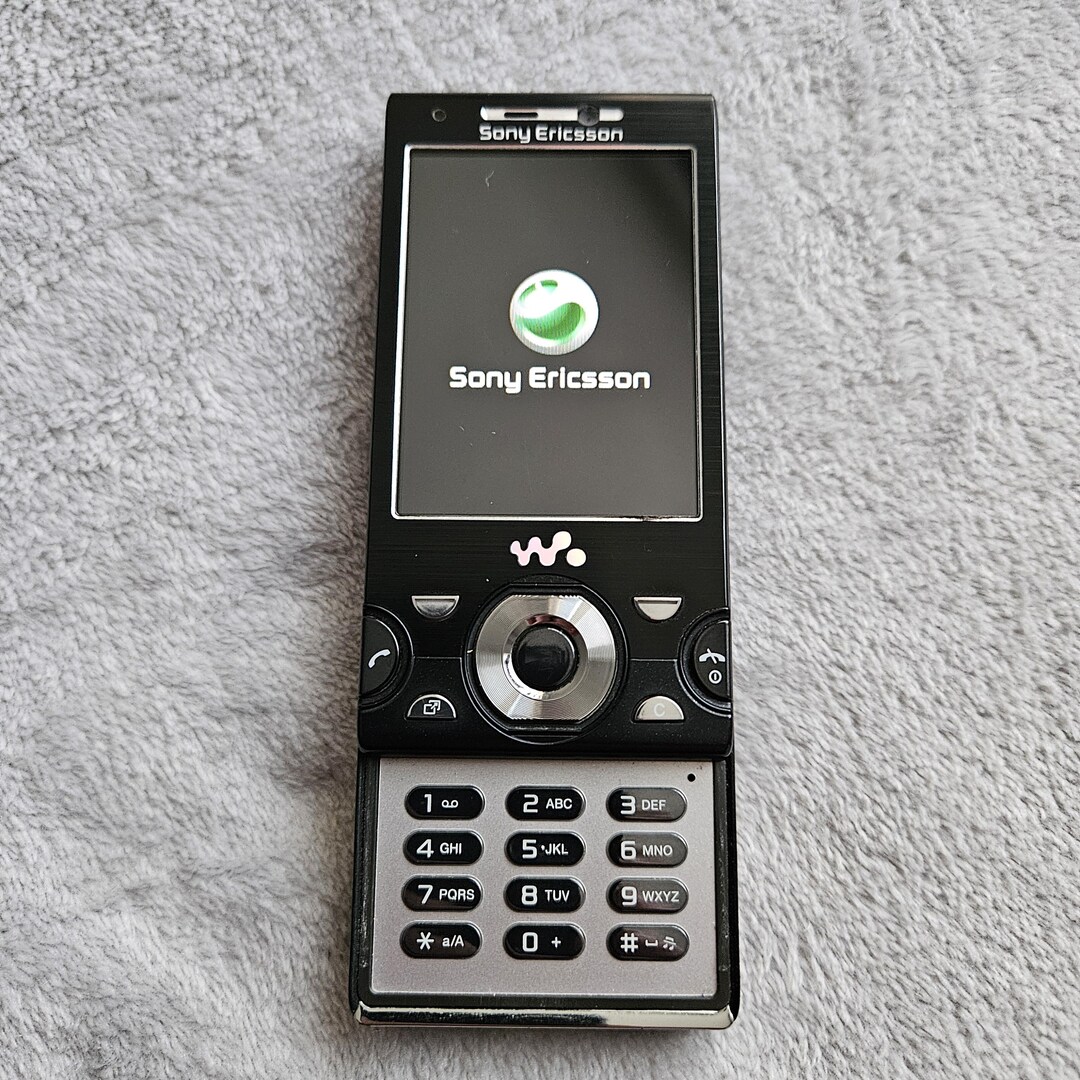 Sony Ericsson W995 Black Like New Very Rare - Etsy