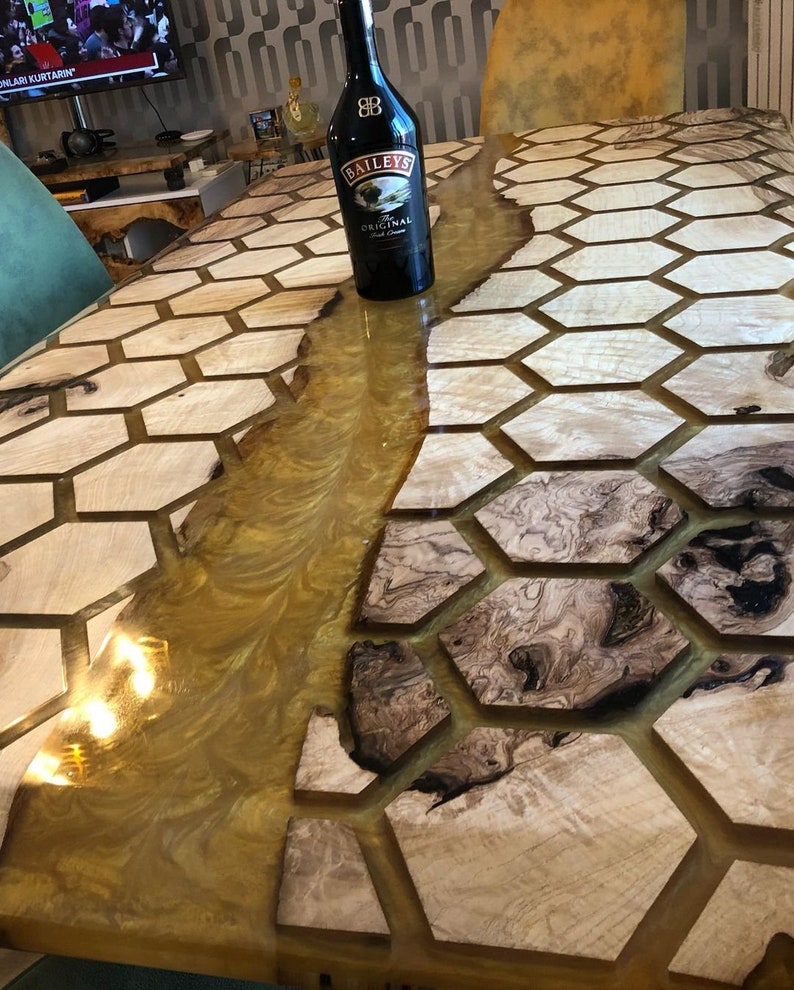 Epoxy Wood Honeycomb Table Made of Walnut Wood, Wooden Kitchen Table ...