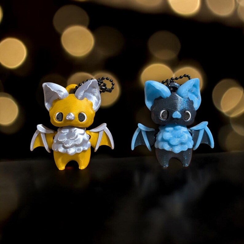 Pixie Bat Articulating Keychain | Layers in Green | 3D Printed | Fidget Figure | - Etsy