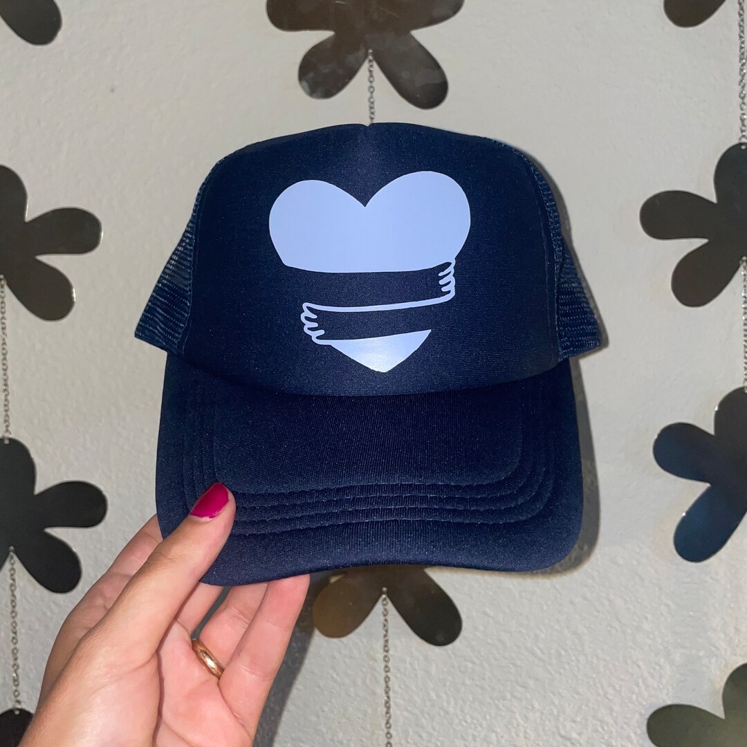 HEART HUG -foam Trucker Hat Fun Cartoon Trendy Cap for Parties Outfits ...