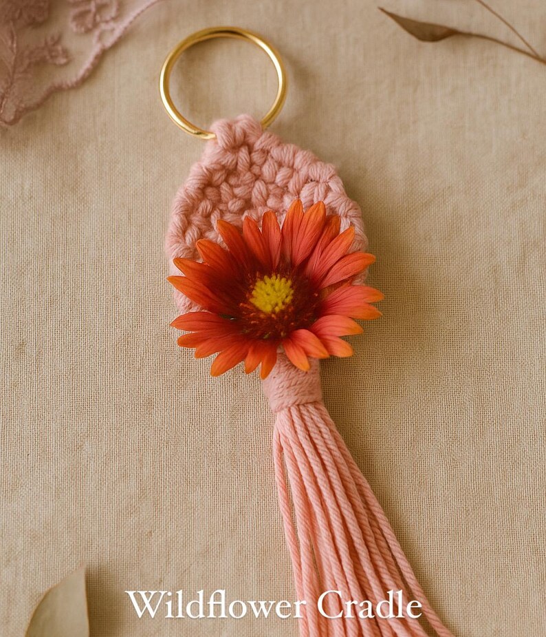 Wildflower Cradle, Macrame Keychain - Etsy