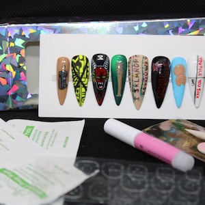 Stranger Things Hand Painted Press on Nails. - Etsy