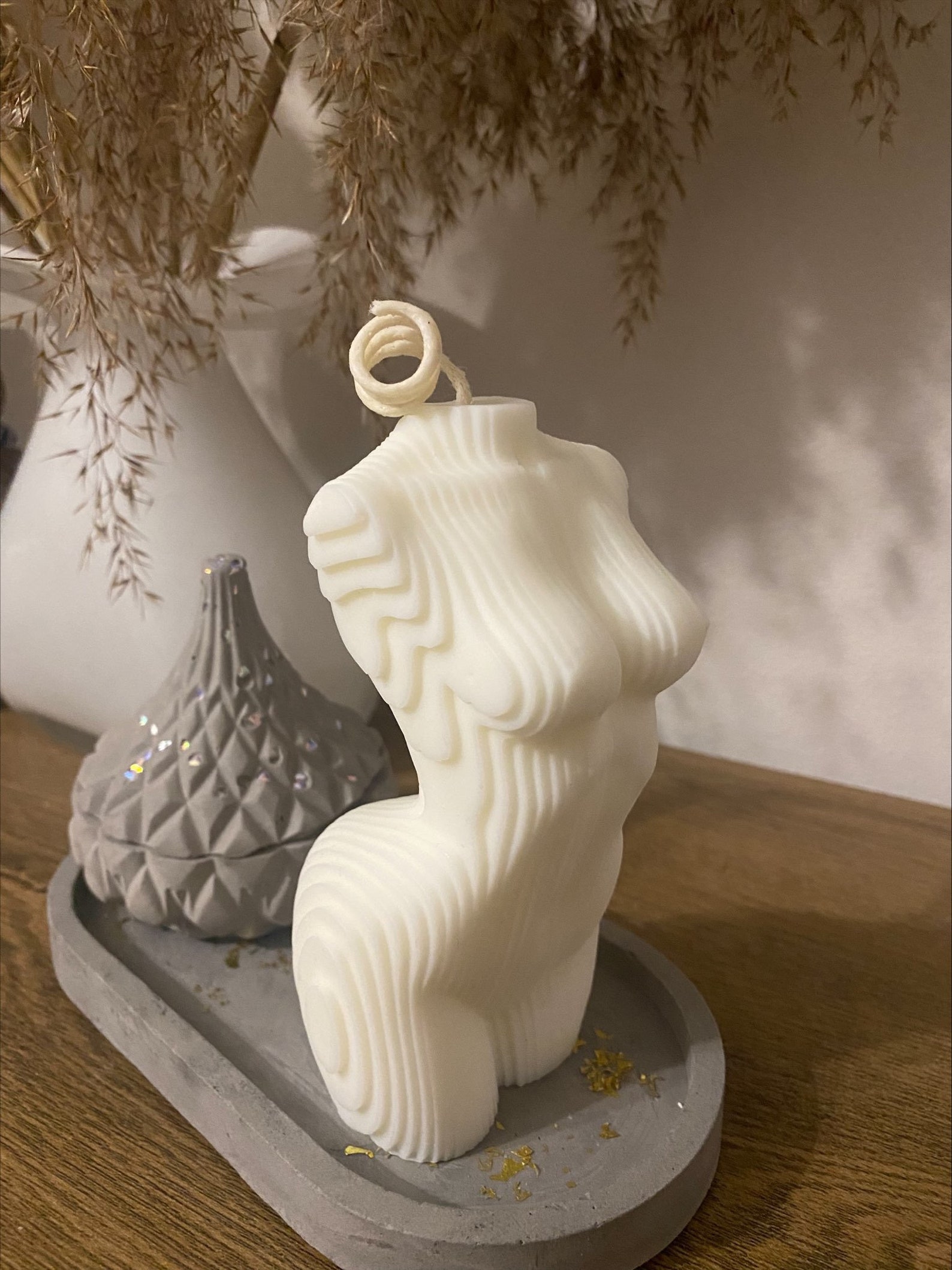 Big Aroma Woman Body With Lines- Shaped Candle - Sculpture Candle ...