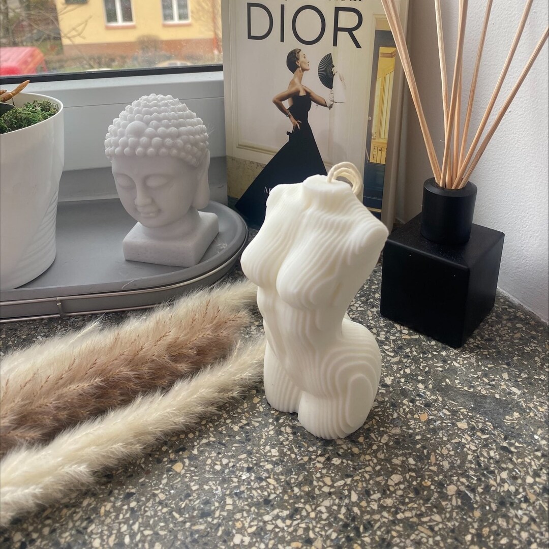 Big Aroma Woman Body With Lines- Shaped Candle - Sculpture Candle ...