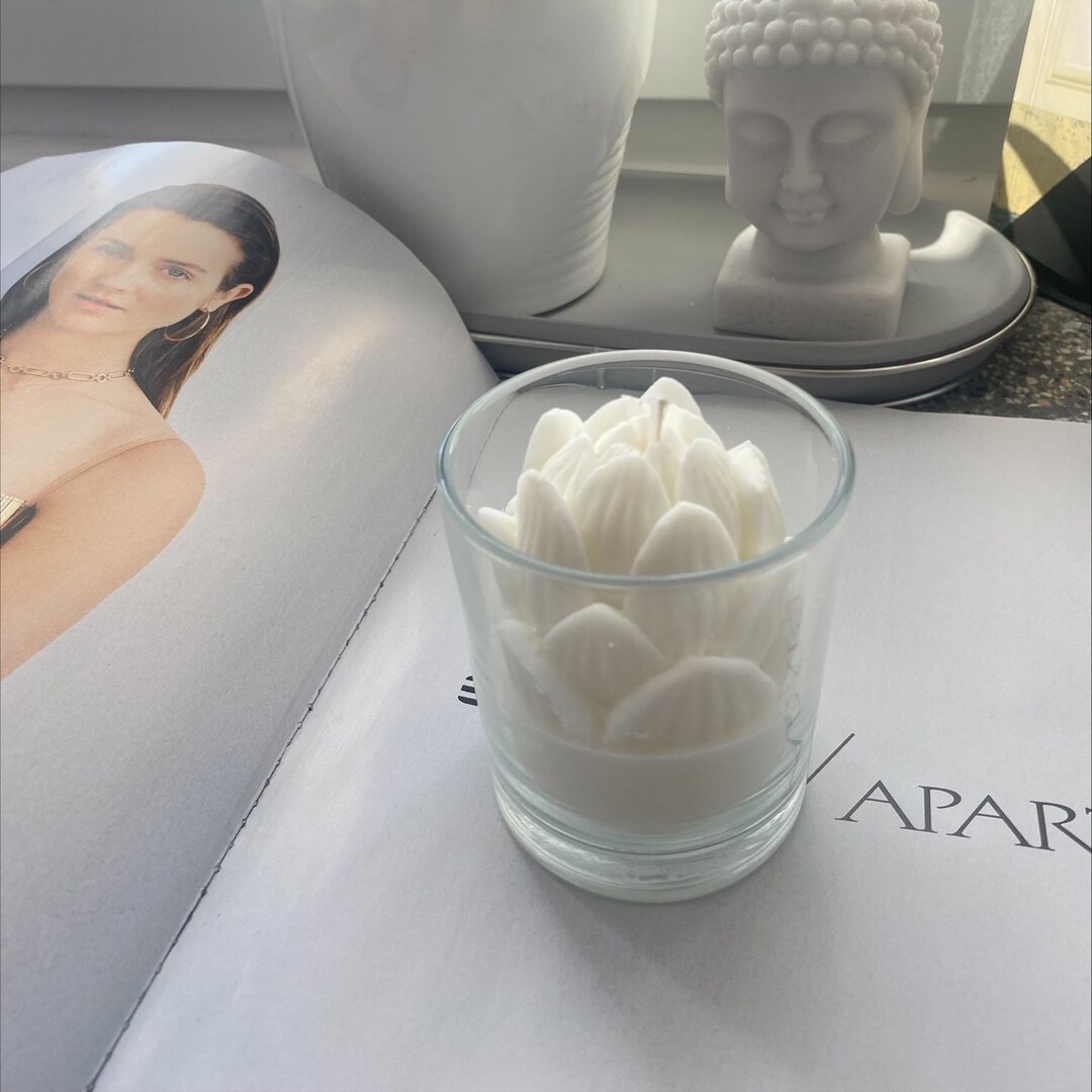 Aroma Candle in Glasse With Lotus- Shaped Candle - Sculpture Candle ...